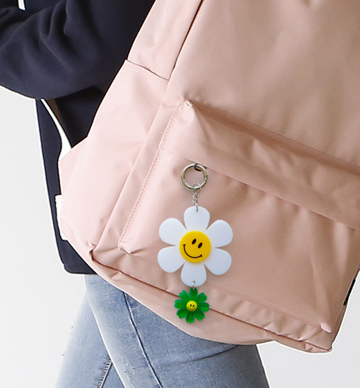 Smiling Flower Acrylic Keyring