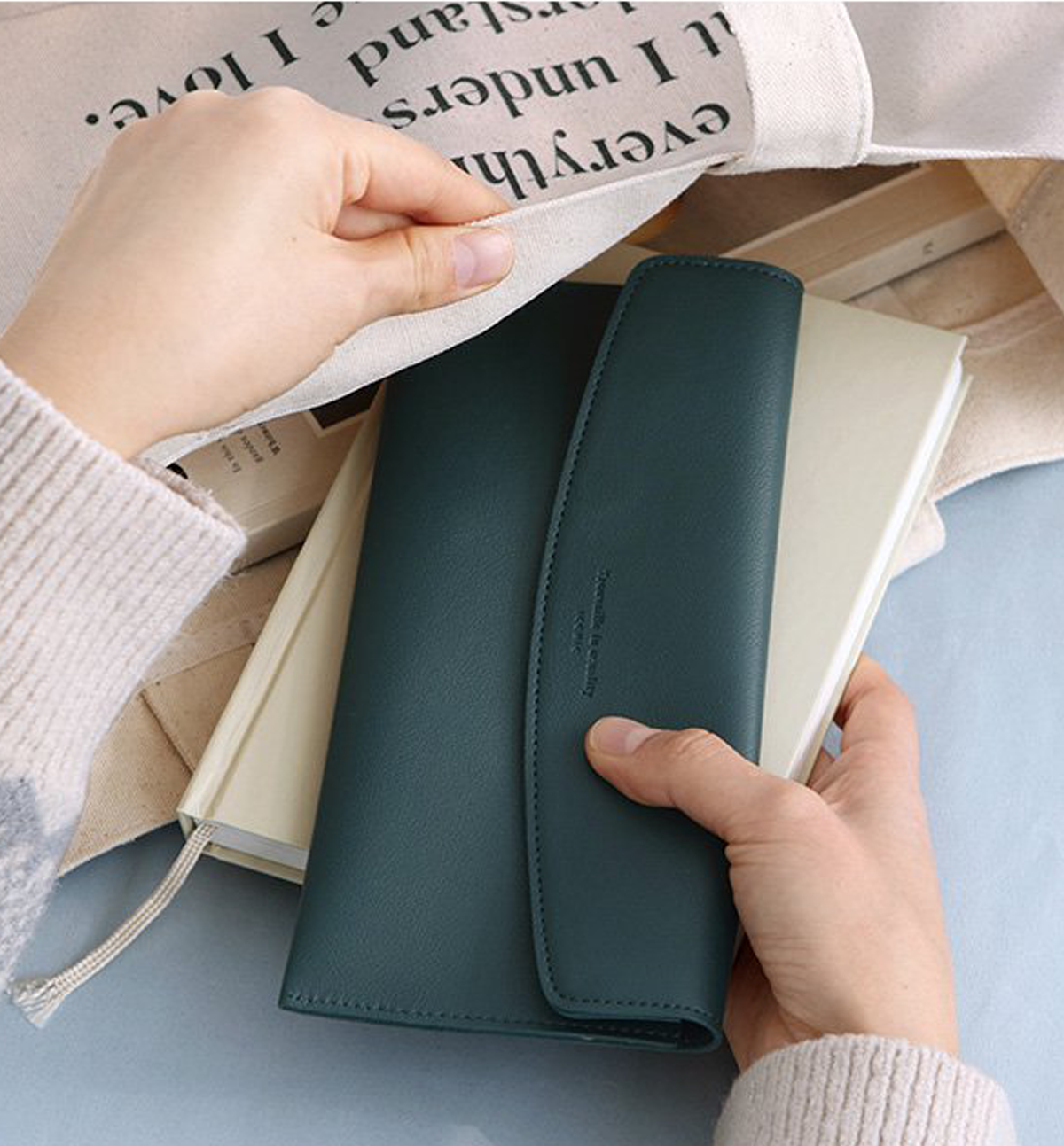 Journey Flat Pen Case [8 Colors]