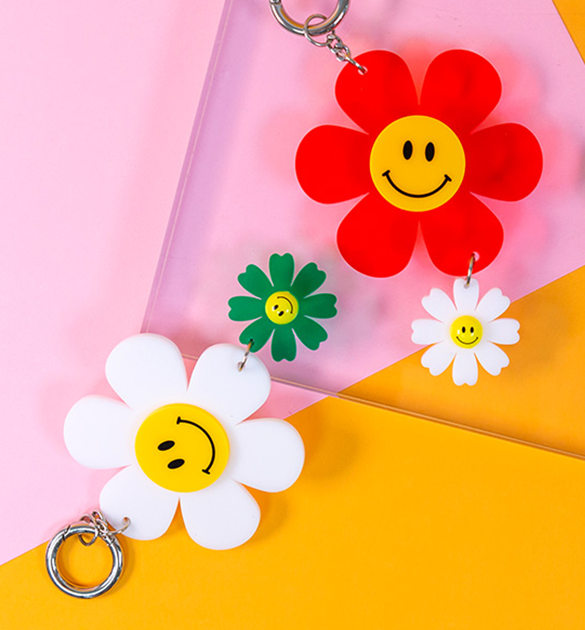 Smiling Flower Acrylic Keyring