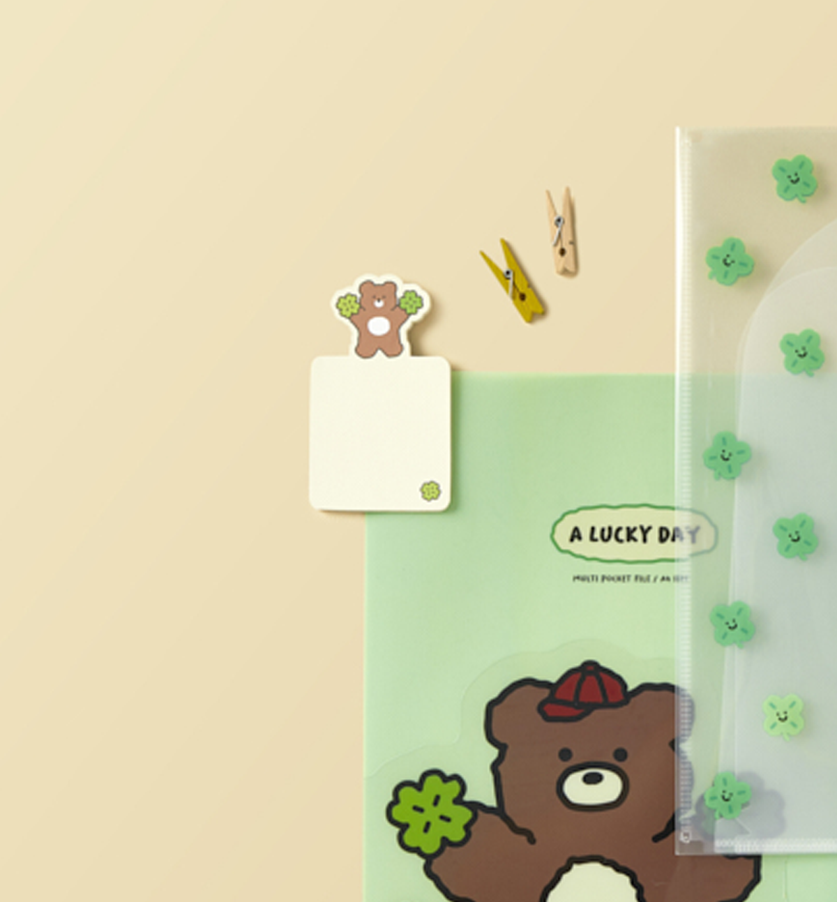 Clover Bear Sticky Note