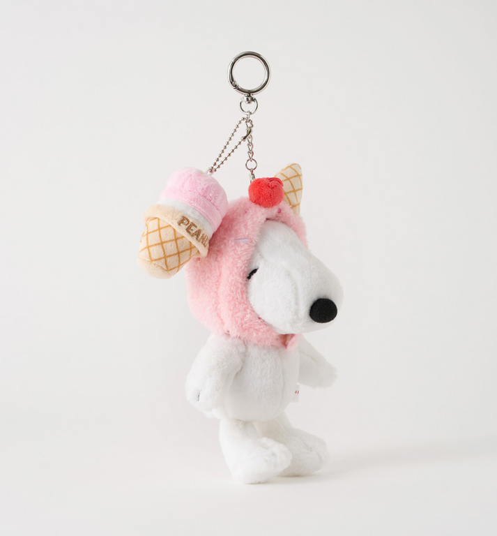 Peanuts Snoopy Strawberry Ice Cream Plush Keyring [16cm]