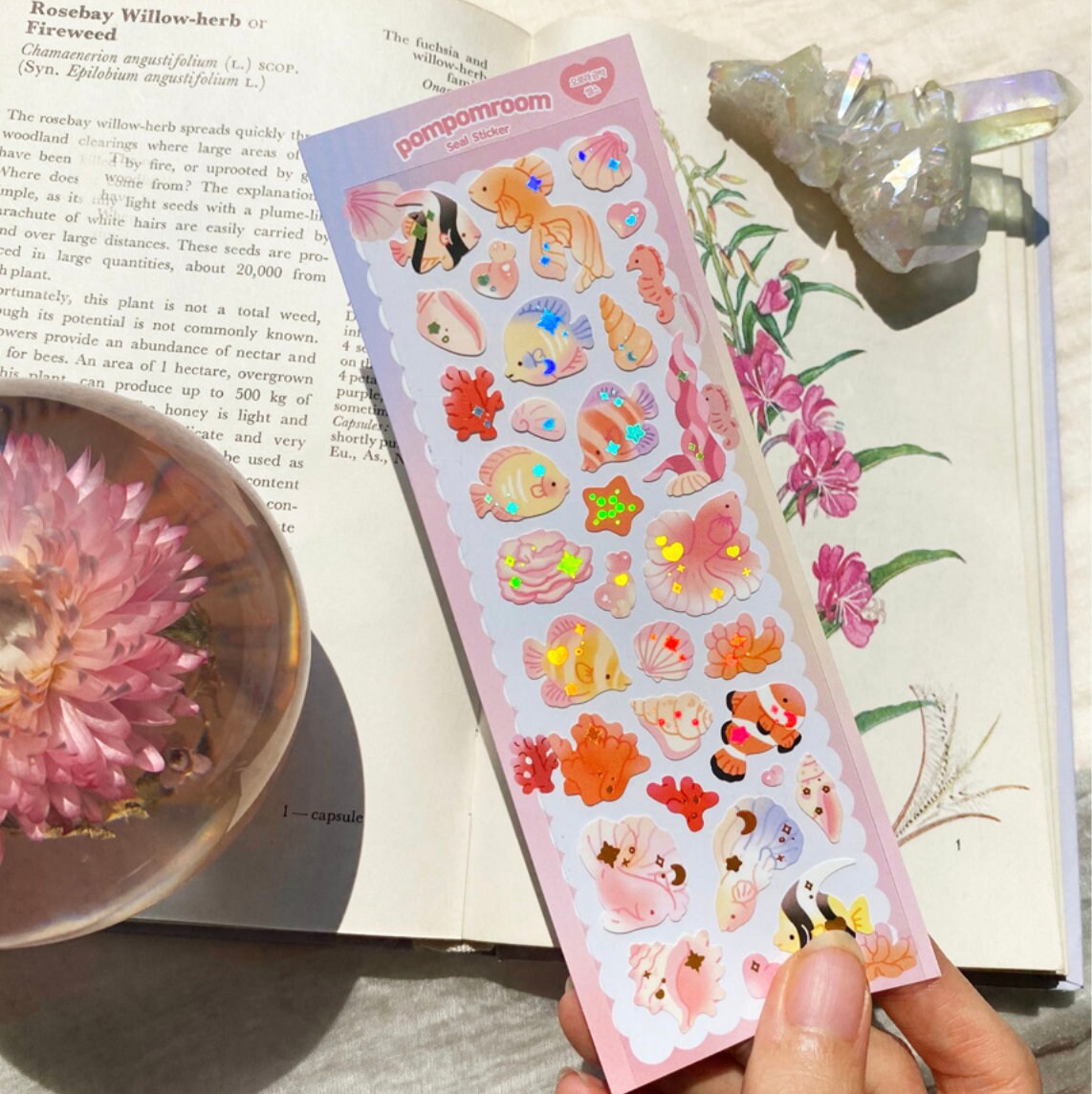 Tropical Fish Gold Seal Sticker [Aurora]