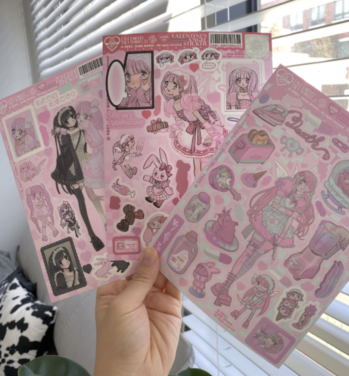 Domi World Sticker [3 Designs]